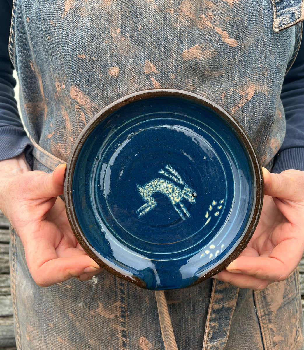 Hare Spoon Rest – Tyrii Pottery