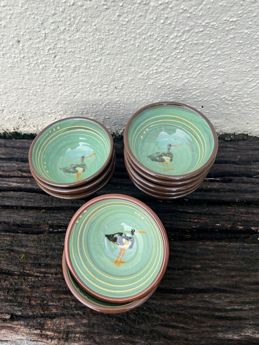 Oystercatcher Bowl – Tyrii Pottery