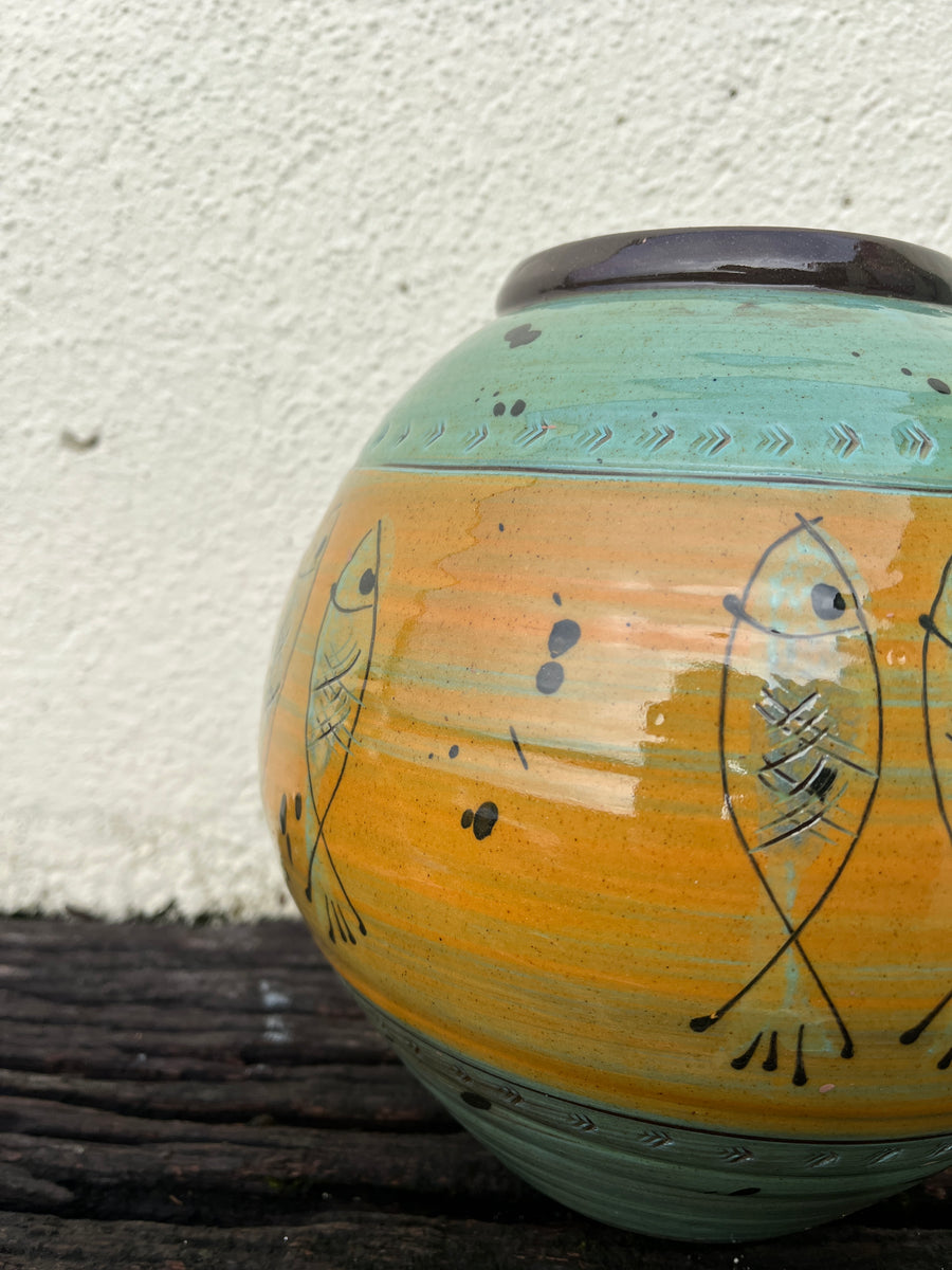 Fish Vase – Tyrii Pottery