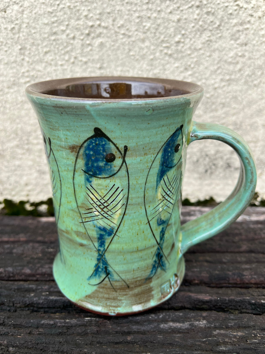 Turquoise Fish Tankard – Tyrii Pottery